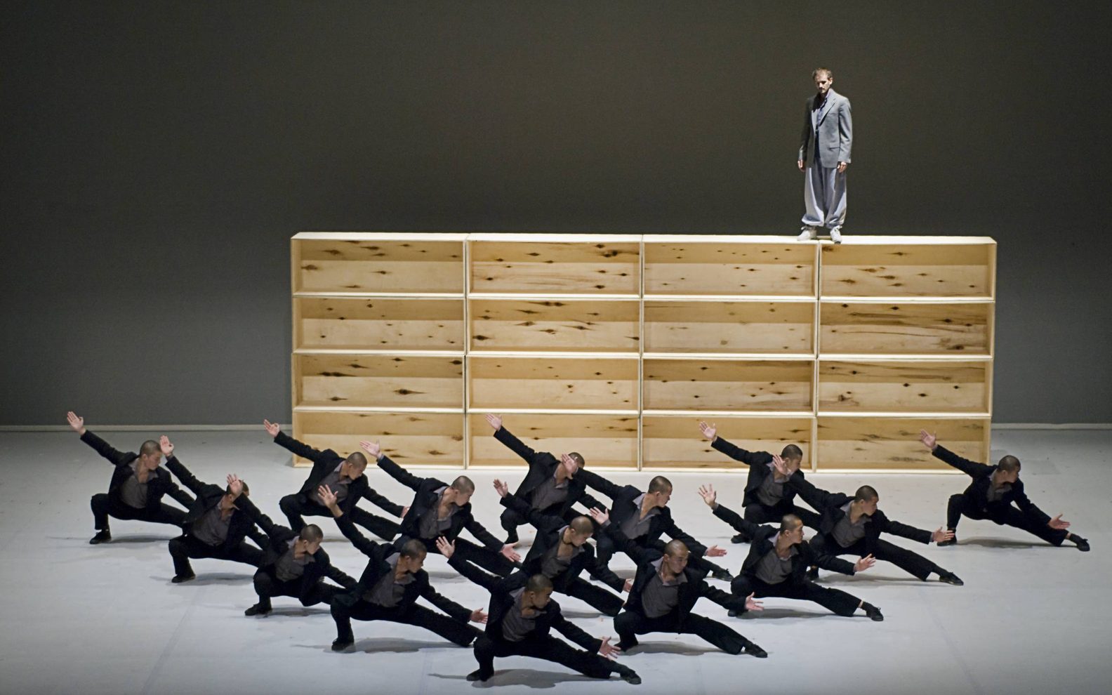 Sidi Larbi Cherkaoui & Antony Gormley with monks from the Shaolin ...